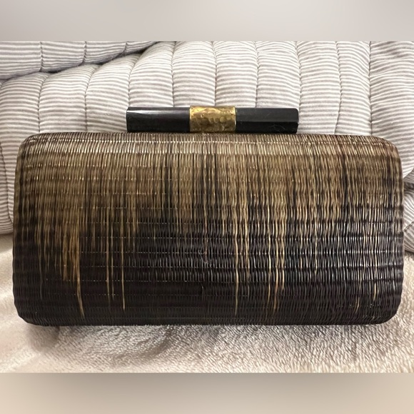 Flora Bella | Bags | Flora Bella Raffia Clutch | Poshmark